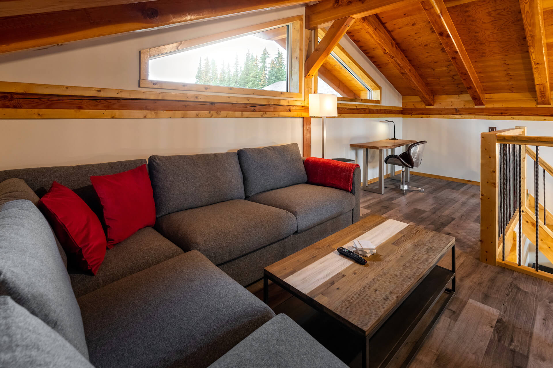 Cabins » Red Cariboo Resort