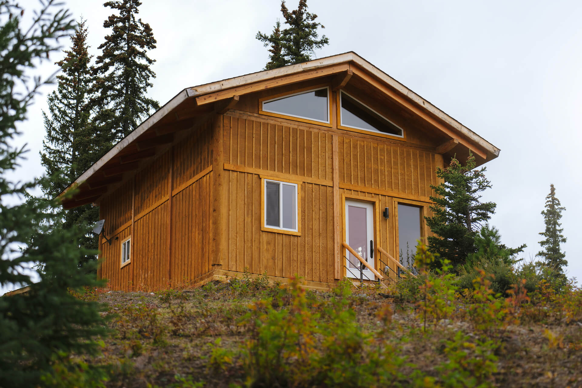 Cabins » Red Cariboo Resort